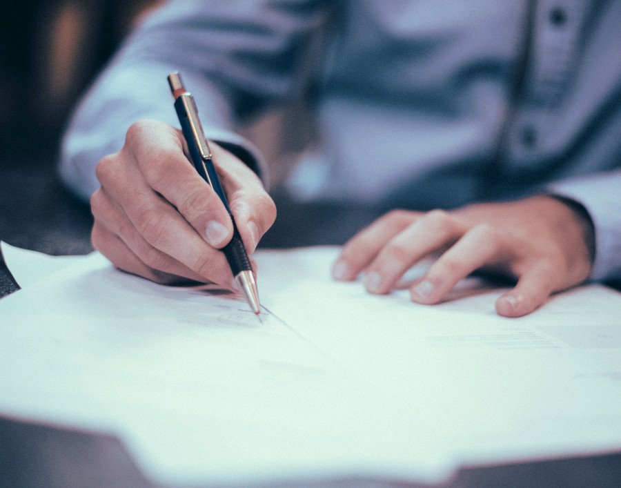 Carve-Outs & Integrations of Acquisitions | Max Solution